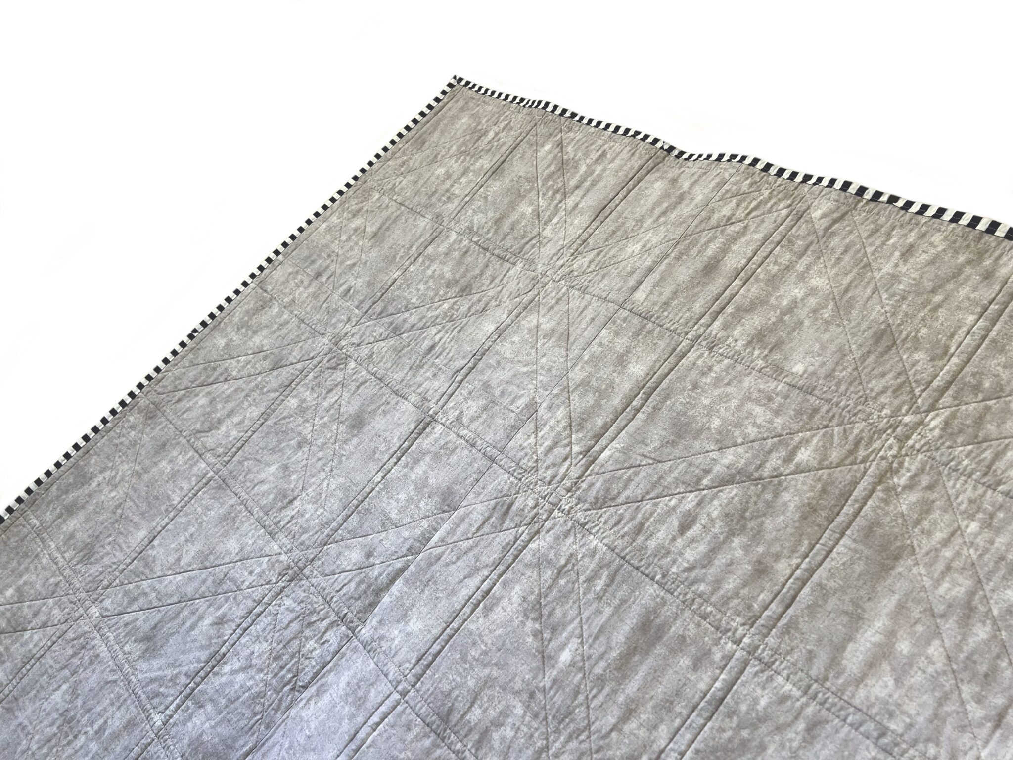 Handmade Modern String Quilt with Vintage Lace – Sew Comfy Quilts